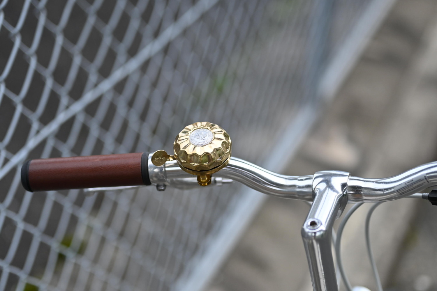 KiLEY、レトロデザインの新作ベル『Kicca Bell』と『Showa Bell』を発売 | シクロライダー